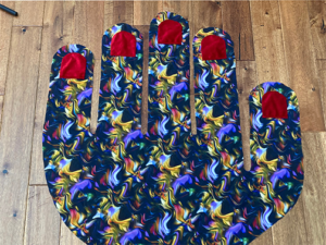 How to Make your Own Giant Hand Pillow (Beginner Friendly!) - J. Sayuri